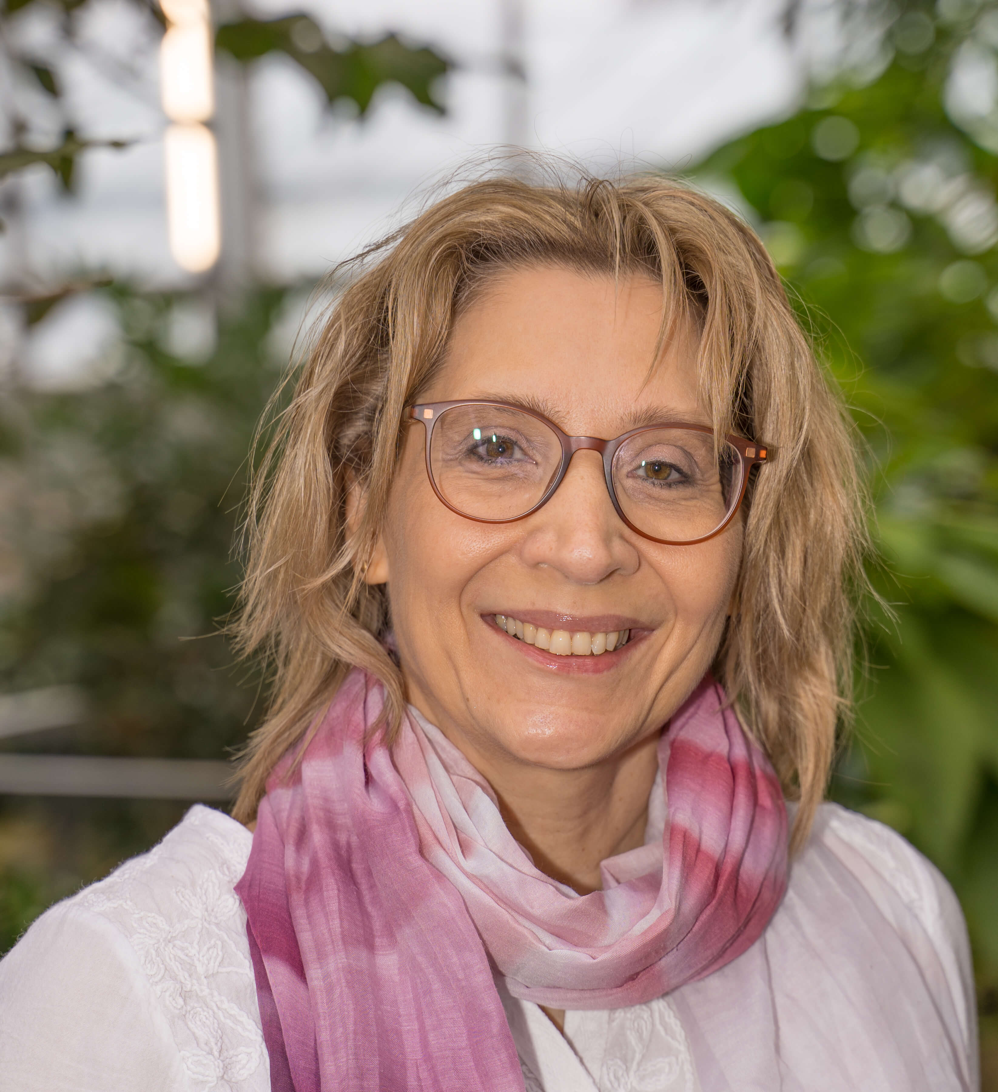 Angela Verena - Selbständigkeit - Hellsehen ohne Hilfsmittel